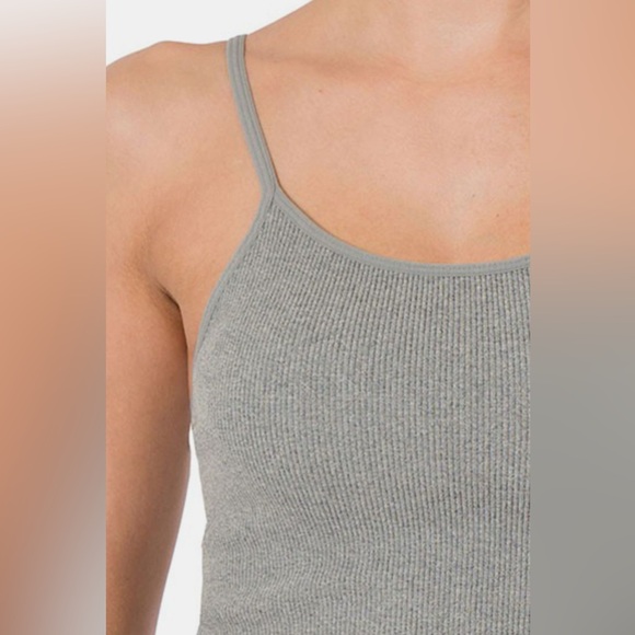 Zenana Outfitters | Tops | Zenana Ribbed Seamless Cropped Cami With Bra ...